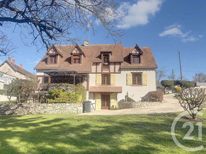 Maison 5 pièces à vendre à Tavers