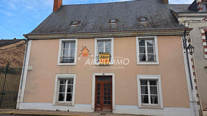 Maison à vendre - Saint-Calais - 7 pièces - 5 chambres