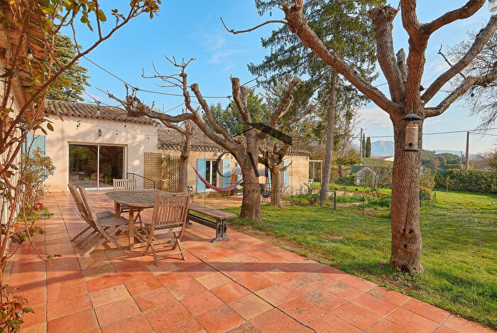 Maison à vendre - Aix-en-Provence, Puyricard, Célony - 7 pièces - 4 chambres