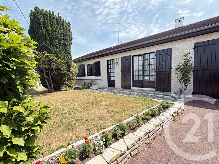 Maison 4 pièces à vendre à Amilly