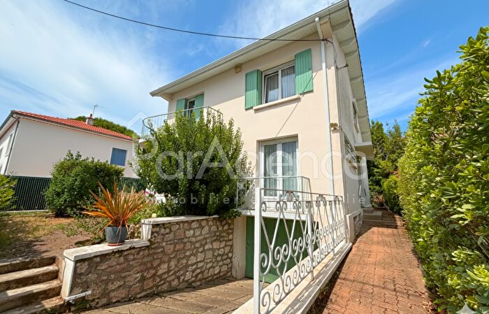 Maison à vendre - Royan, Foncillon, Le Chay - 5 pièces - 4 chambres