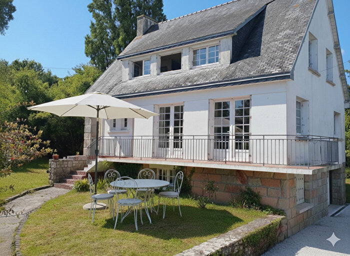 Maison à vendre - Lanvéoc - 7 pièces - 5 chambres