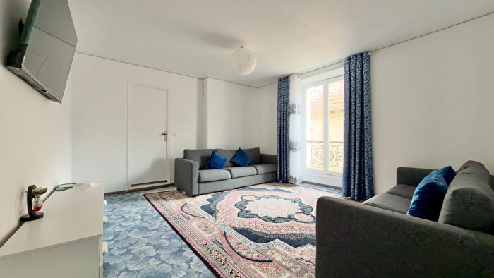 Appartement à vendre - Corbeil-Essonnes, Rive droite - 3 pièces - 2 chambres