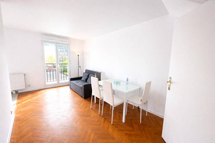 Appartement à louer - Le Parc, Saint-Maur-des-Fossés - 2 pièces - 1 chambre