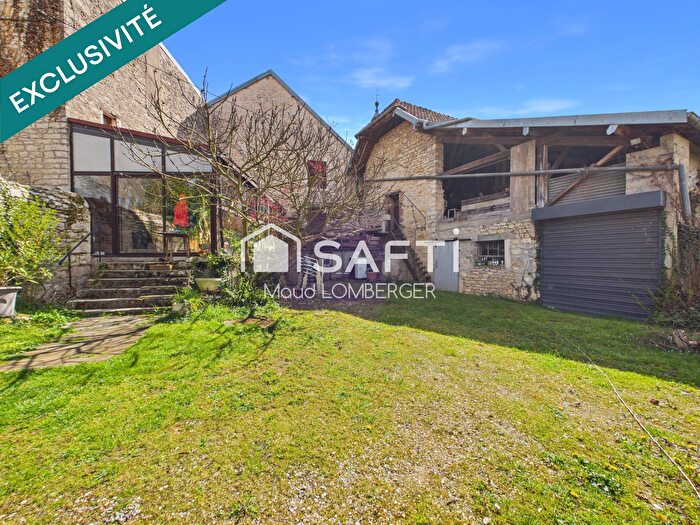 Maison à vendre - Pesmes - 6 pièces - 3 chambres