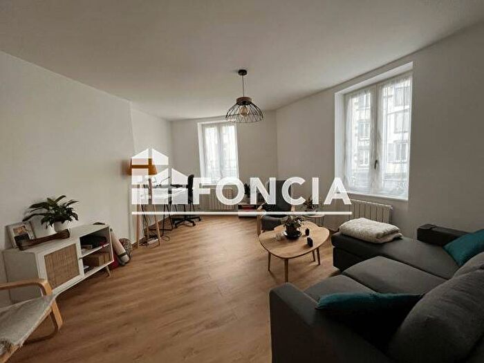 Appartement à louer - Lecoq, Clermont-Ferrand - 3 pièces - 2 chambres