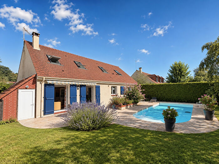 La Chapelle-en-Serval - Maison 7 pièces à vendre