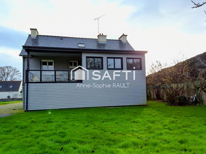 Maison à vendre - Lanvollon - 6 pièces - 4 chambres