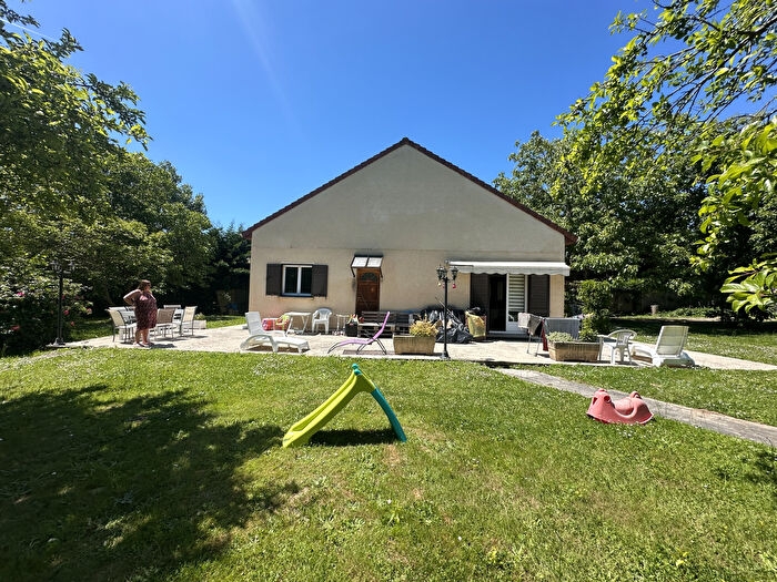 Le Mesnil-Saint-Denis - Maison 6 pièces à vendre