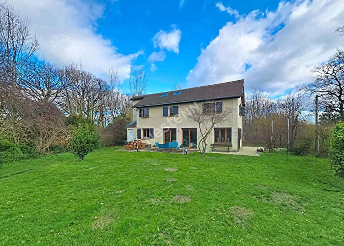 Maison à vendre - Luzarches - 6 pièces - 3 chambres