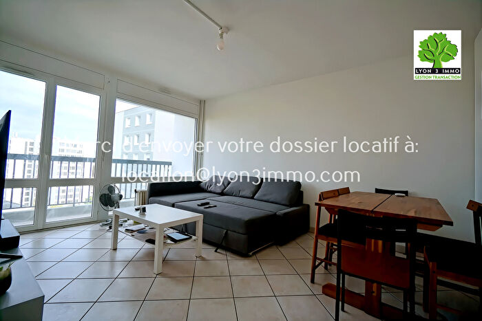 Appartement 3 pièces à Villeurbanne, Doua, à louer