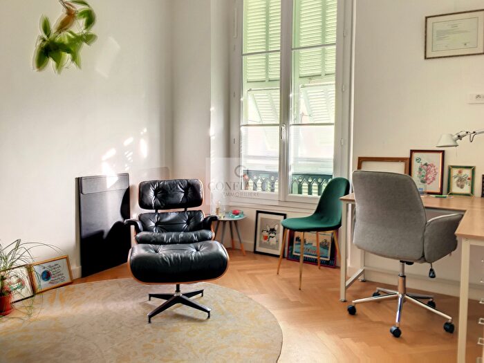 Appartement à vendre - Nice, Centre-ville - 3 pièces - 2 chambres