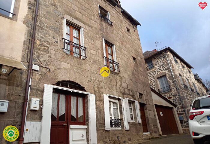 Maison à vendre - Murat - 4 pièces - 3 chambres