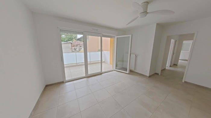 Appartement 3 pièces à Carei-Monti, Menton, à louer
