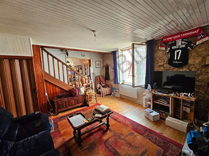 Maison à vendre - Brienon-sur-Armançon - 3 pièces - 2 chambres