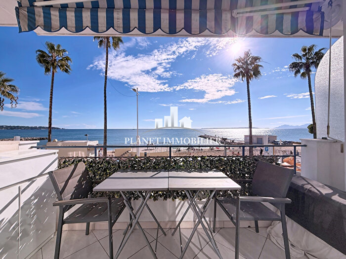 Appartement à vendre - Antibes, Juan-les-Pins, Le Cap - 2 pièces - 1 chambre