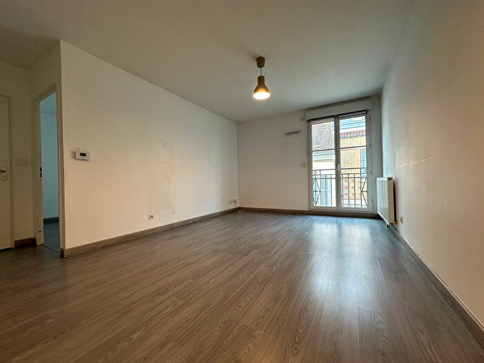 Appartement à louer - Dreux, Centre-ville - 2 pièces - 1 chambre