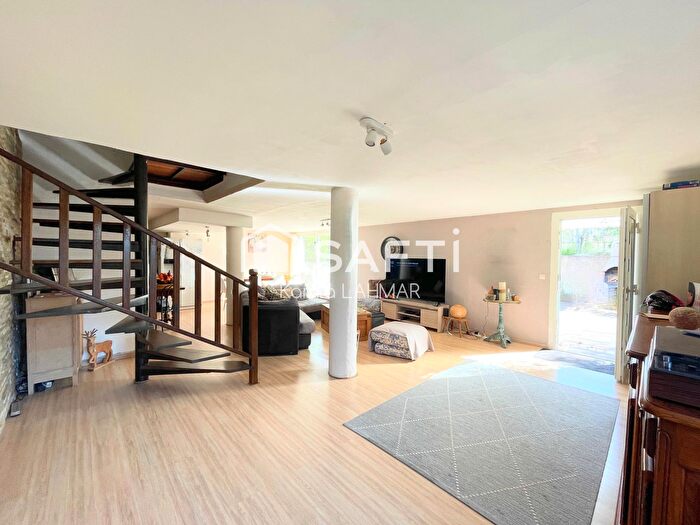 Maison à vendre - Mas-Blanc-des-Alpilles - 5 pièces - 4 chambres