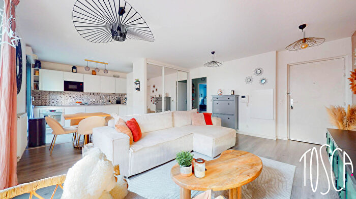 Appartement à vendre - Thiais, Pavé de Grignon - 3 pièces - 2 chambres