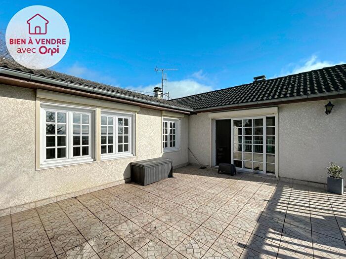 Maison à vendre - Juziers - 8 pièces - 7 chambres