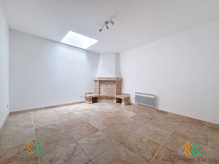 Maison à vendre - Beaucaire, Centre-ville - 3 pièces - 2 chambres