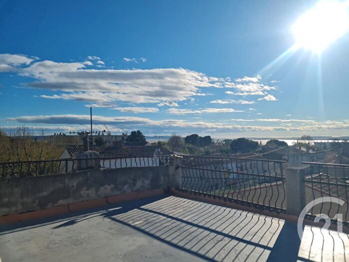 Appartement à louer - Rognac - 2 pièces - 1 chambre