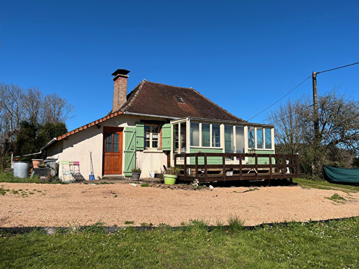 Maison à vendre - Meuzac - 2 pièces - 1 chambre