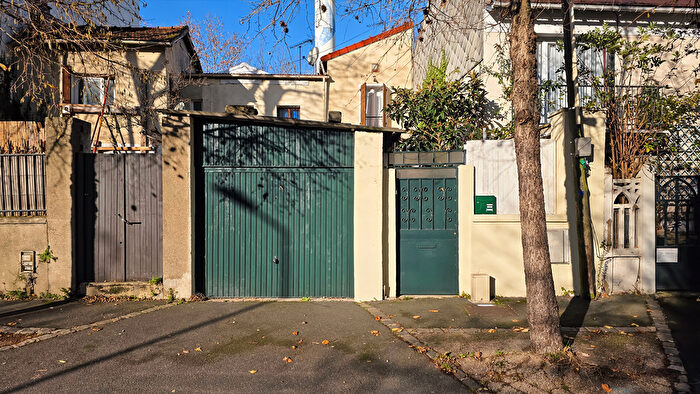 Maison à vendre - Montreuil, Ramenas, Léo Lagrange - 3 pièces - 2 chambres