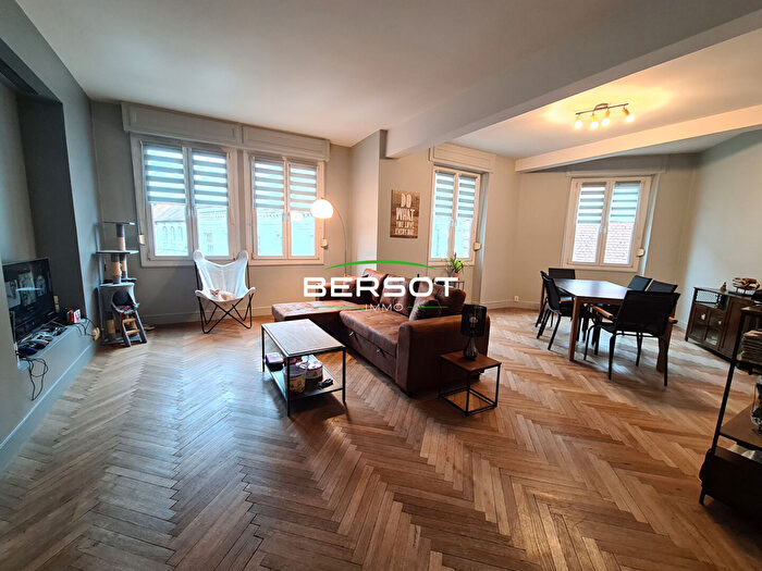 Appartement 6 pièces à Baume-les-Dames, à louer