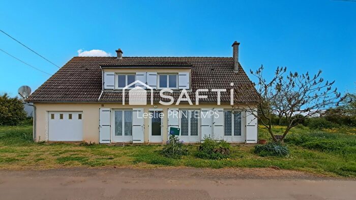 Maison à vendre - Saint-Pompain - 8 pièces - 6 chambres