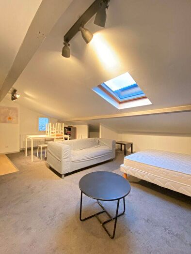 Appartement à louer - Ville-Basse, Montélimar - 1 pièce