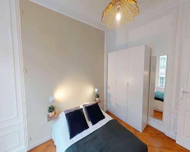 Appartement 6 pièces à Chaillot, Paris 16ème arrondissement, à louer