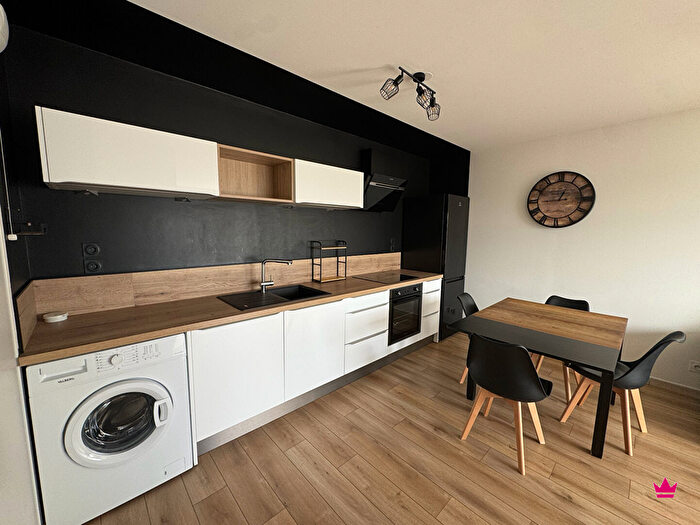 Appartement à louer - Meyzieu, Centre-ville - 2 pièces - 1 chambre