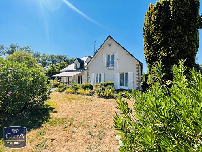 Maison 7 pièces à vendre à Neuvy-Saint-Sépulchre