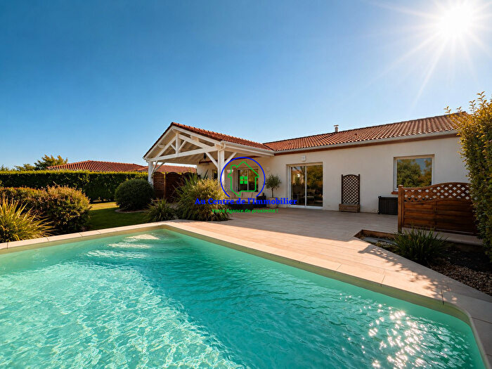 Maison 5 pièces à Saint-Pierre-de-Clairac, à vendre