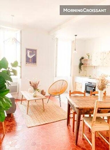 Appartement à louer - Le Rouet, Marseille ème arrondissement - 2 pièces - 1 chambre