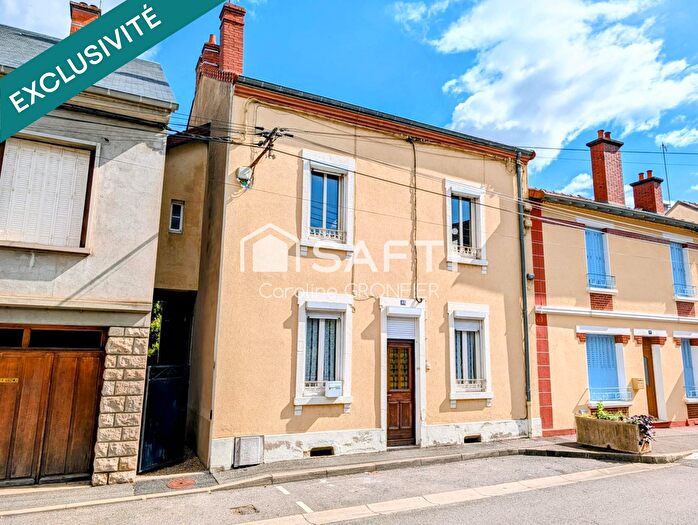 Maison 8 pièces à Digoin, à vendre