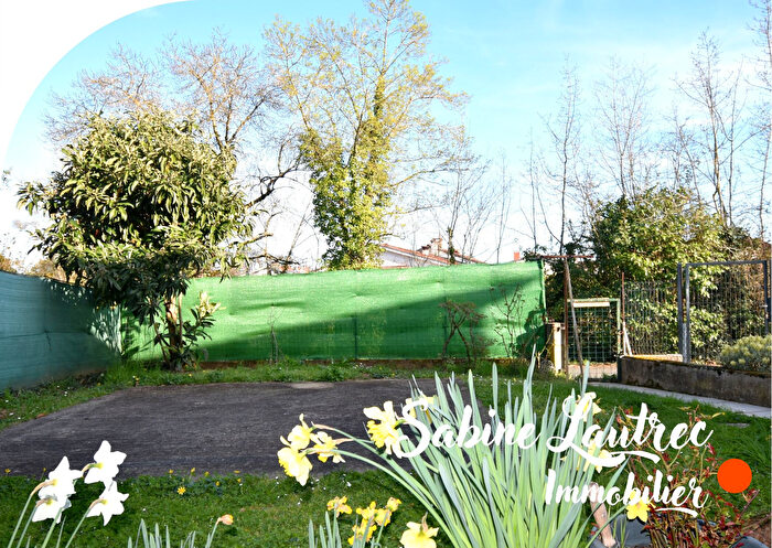 Maison à vendre - Saint-Juéry - 4 pièces - 3 chambres