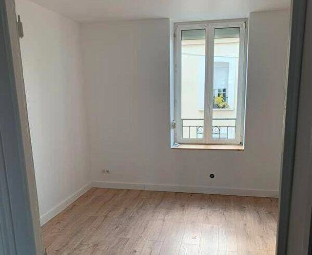 Appartement 1 pièce à Maison Blanche-Wilson, Reims, à louer