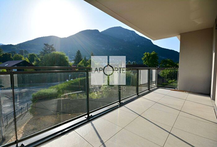 Appartement 3 pièces à Annecy, à louer