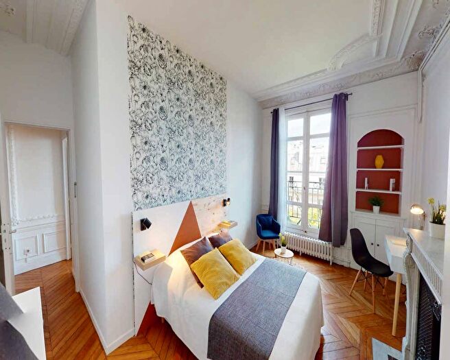Appartement à louer - Pereire-Malesherbes, Paris ème arrondissement - 7 pièces - 7 chambres