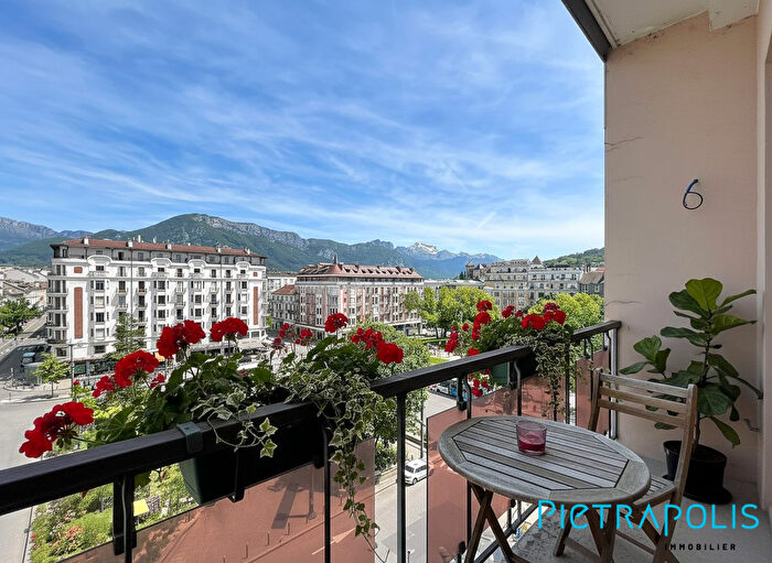 Appartement 3 pièces à vendre - Annecy, Mandallaz, Prairie, Vovray