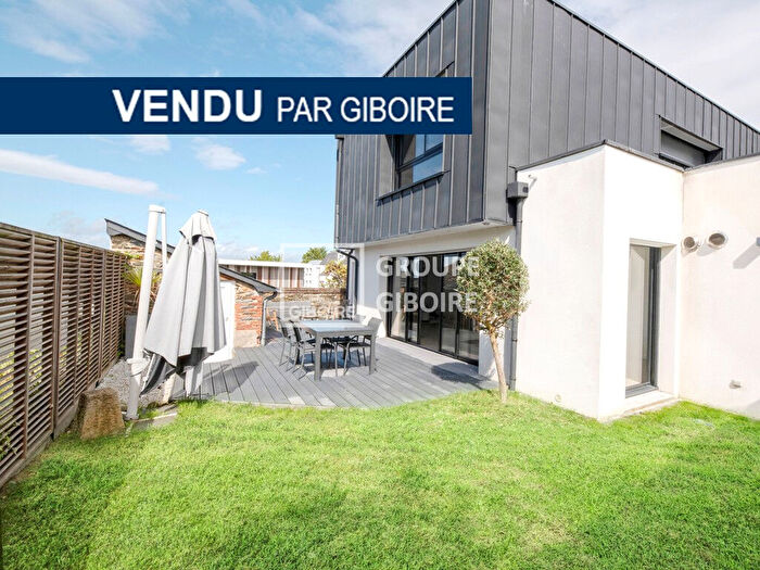 Maison à vendre - Noyal-sur-Vilaine - 6 pièces - 4 chambres