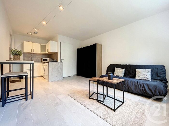 Appartement à louer - Centre Commercial Evry II - 1 pièce