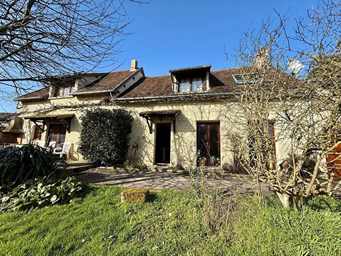Maison 5 pièces à vendre - Fresneaux-Montchevreuil