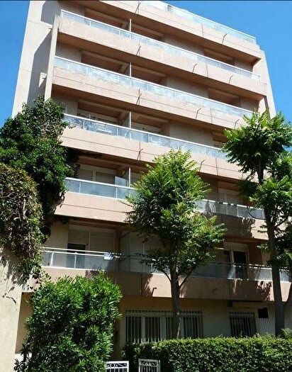 Appartement à louer - Marseille ème arrondissement - 1 pièce