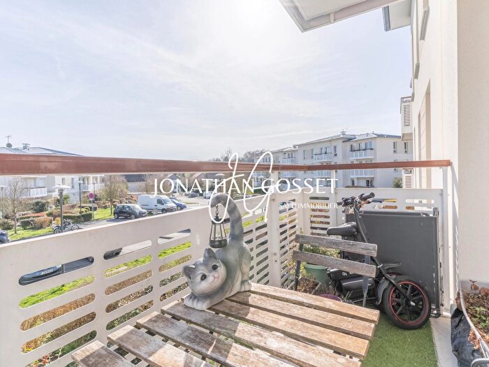 Ecquevilly : Appartement 3 pièces à vendre