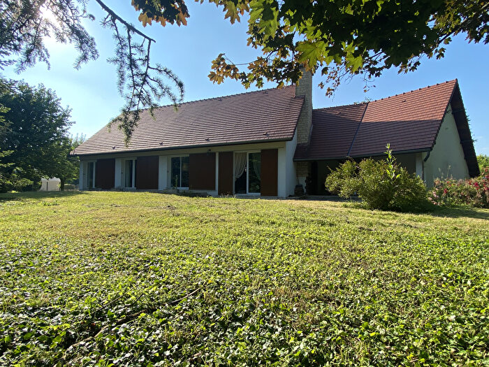 Maison 7 pièces à vendre à Longsols