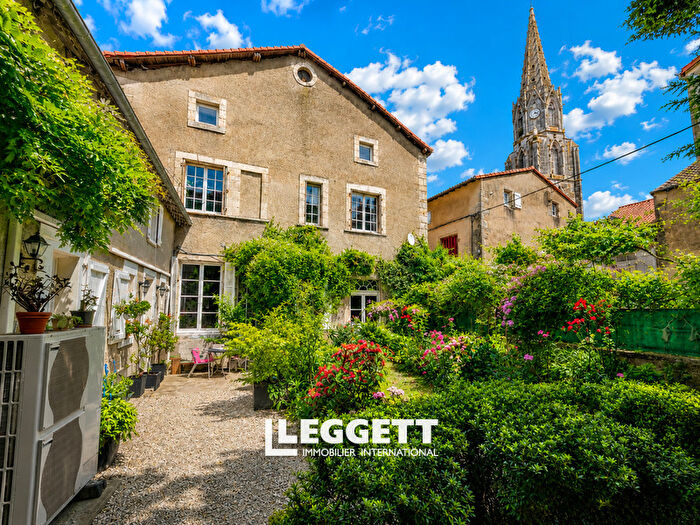Maison 6 pièces à vendre - Confolens
