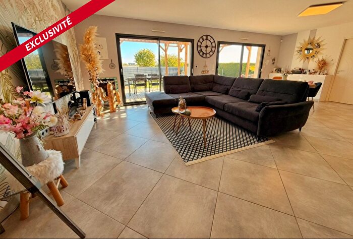 Maison à vendre - Chassors - 5 pièces - 3 chambres